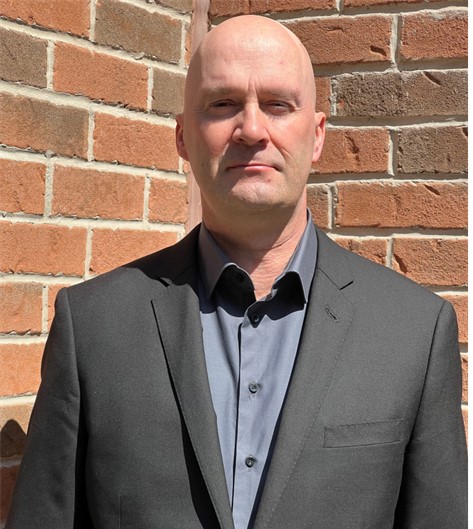 Our Staff | Arrowsmith School